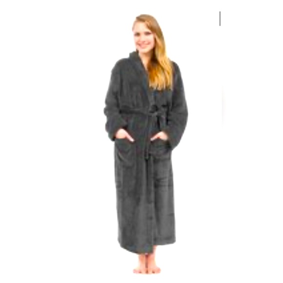 Nautica | Intimates & Sleepwear | Nautica Sleepwear Plush Grey Robe Os ...